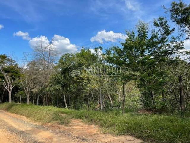 Terreno para venda em Sousas de 28000.00m²