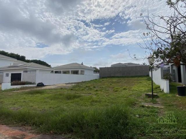 Terreno para venda em Sociedade Hípica De Botucatu de 720.00m²