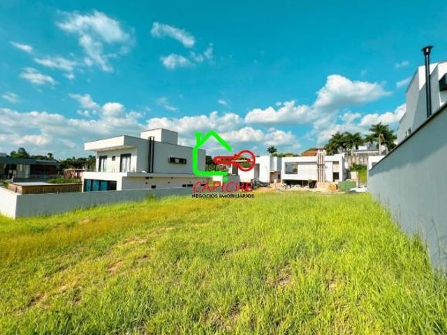 Terreno para venda em Santa Cândida de 609.39m²