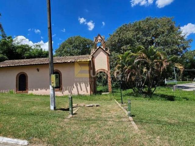 Terreno para venda em Santa Cândida de 886.04m²