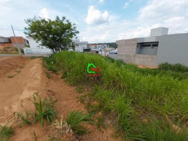 Terreno para venda em Santa Cândida de 250.00m²