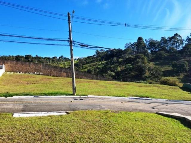 Terreno para Venda em Santana de Parnaíba, Alphaville, 1 dormitório, 1 banheiro, 1 vaga