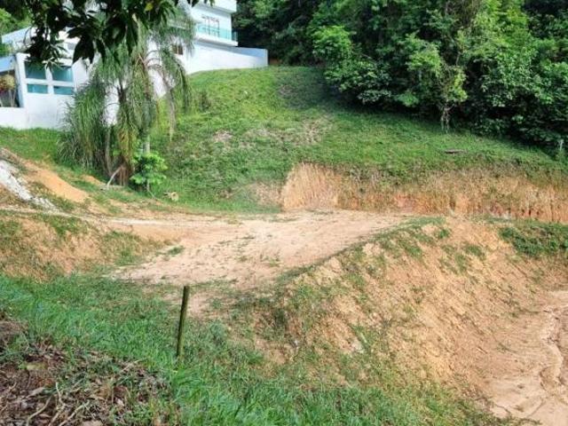 Terreno para venda em Serra Dos Lagos de 560.00m²