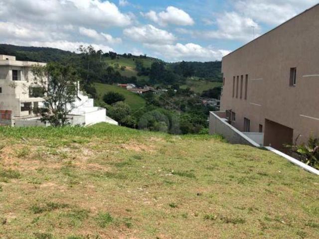 Terreno para venda em Suru de 540.00m²