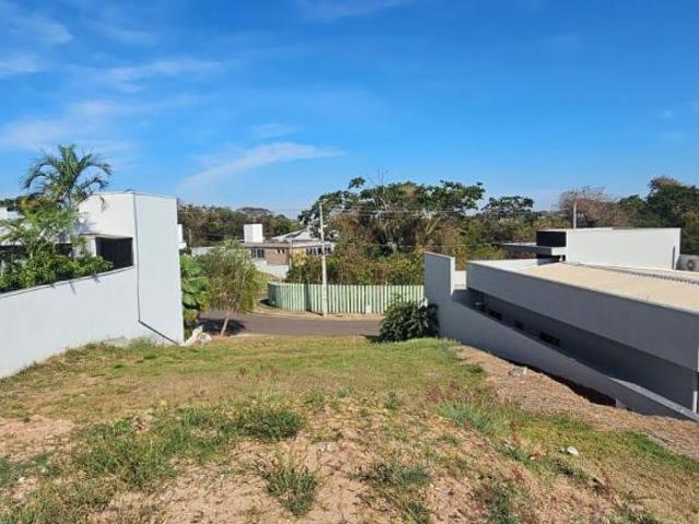 Terreno para venda em Porto Madero Residence de 322.00m²