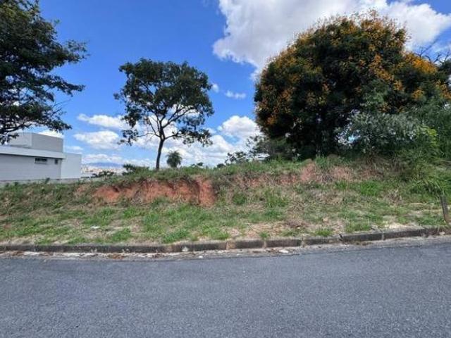 Terreno para venda em Portal do Sol, Contagem