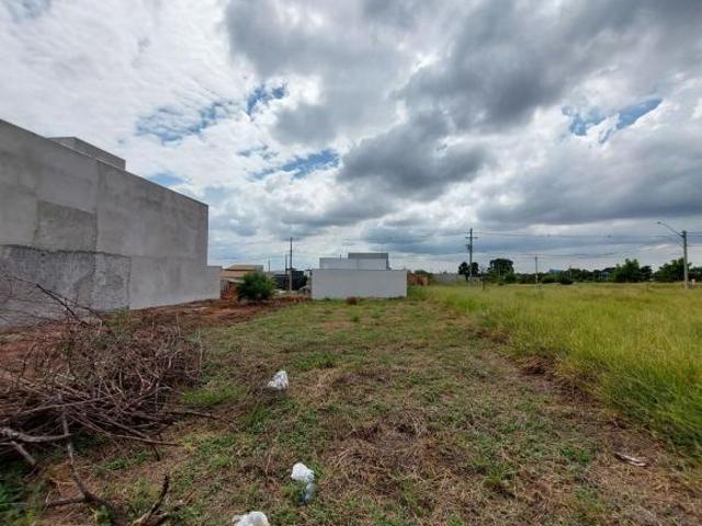 Terreno para venda em Parque Bellaville de 200.00m²