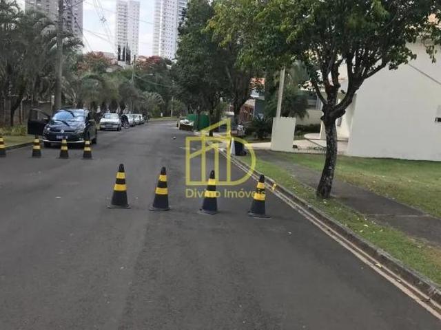 Terreno para venda em Parque Campolim de 360.00m²