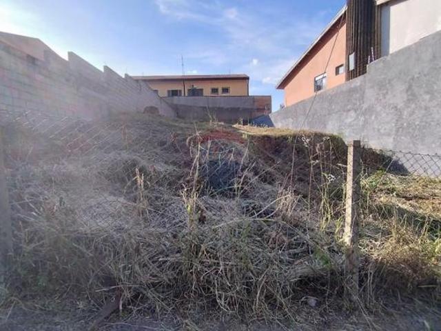 Terreno para venda em Parque Da Hípica de 354.00m² com 2 Garagens