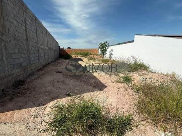 Terreno para venda em Parque das Laranjeiras de 267.50m²