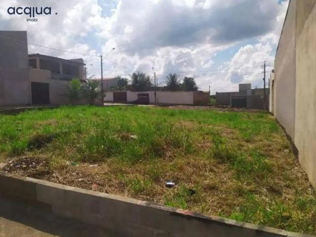 Terreno para venda em Parque Das Oliveiras de 227.00m²