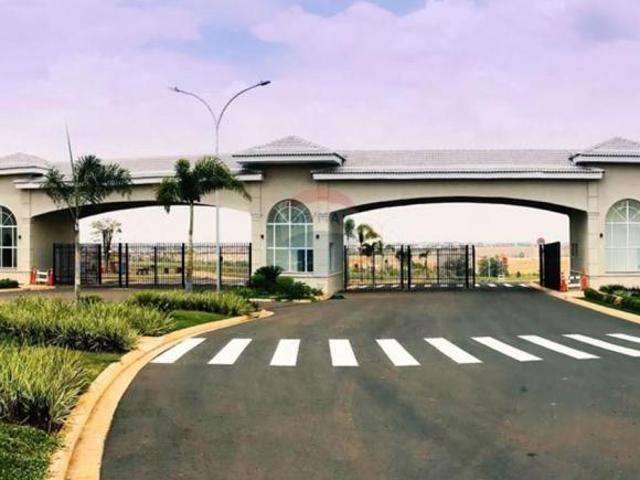 Terreno para venda em Parque Dos Pinheiros de 433.32m² com 2 Garagens