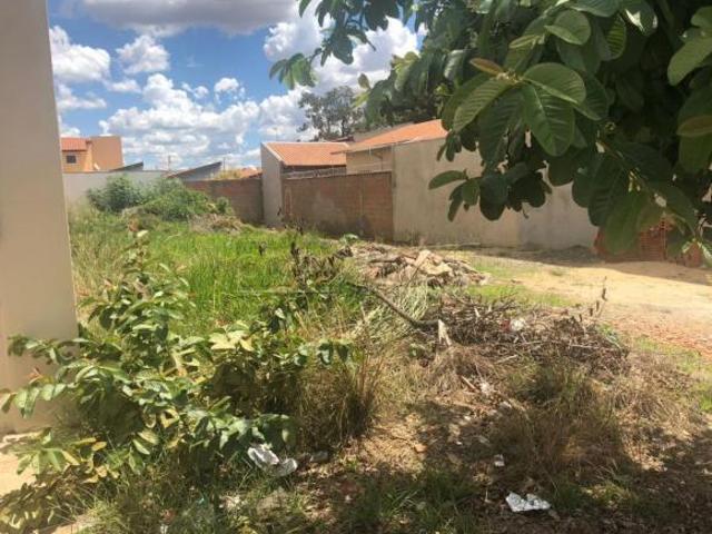 Terreno para venda em Parque Industrial de 300.00m²