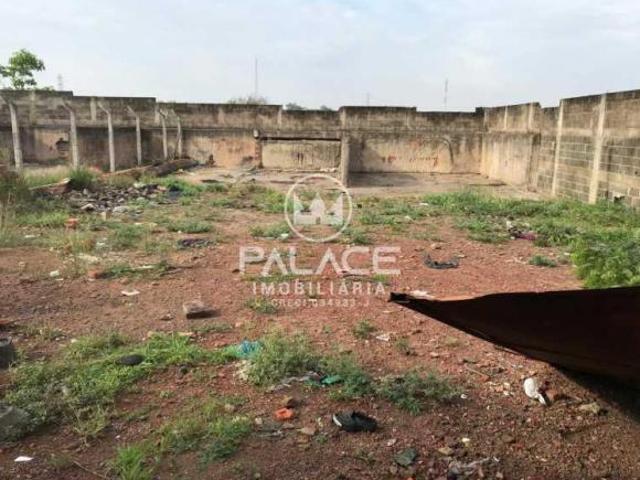 Terreno para venda em Parque Residencial Monte Rey Ii de 300.00m² com 1 Quarto, 1 Suite e 1 Garagem