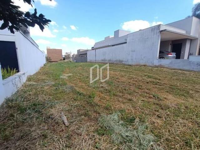 Terreno para venda em Parque Residencial Damha de 270.00m²