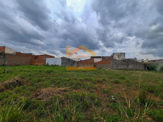 Terreno para venda em Parque São Jerônimo de 300.00m²