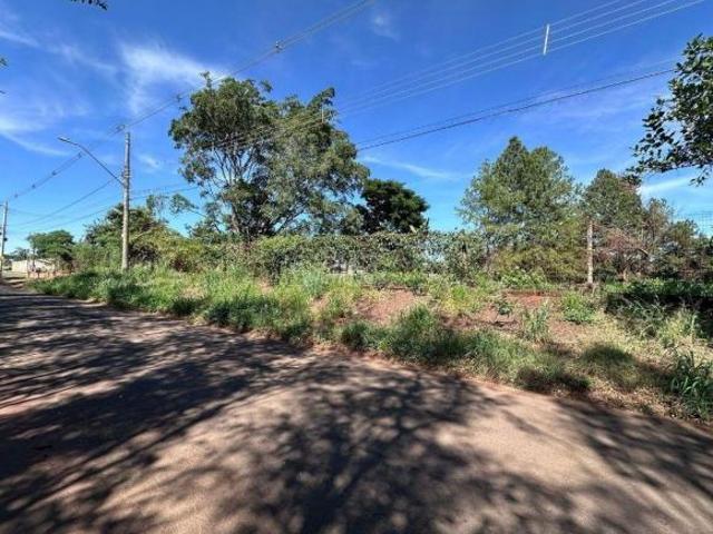 Terreno para venda em Parque Tropical de 13600.00m²