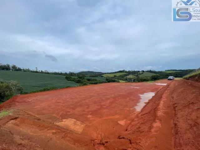Terreno para Venda em Pedra Bela