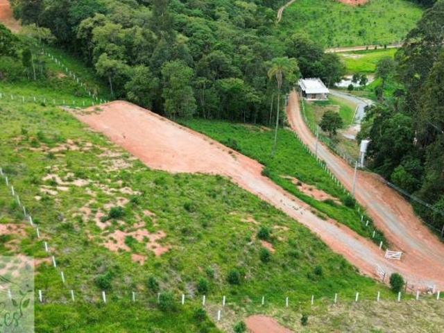Terreno para Venda em Pedra Bela