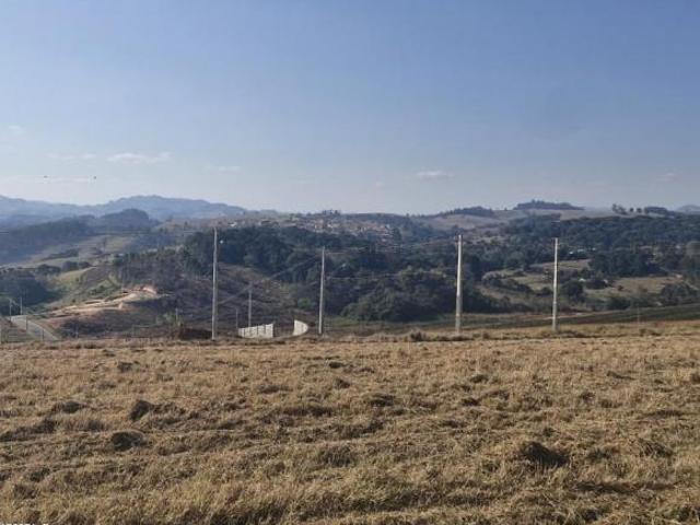 Terreno para Venda em Pinhalzinho, Centro
