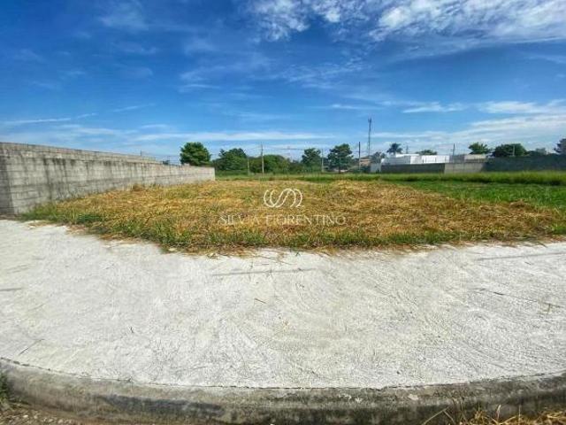 Terreno para venda em Piracangaguá de 415.00m²