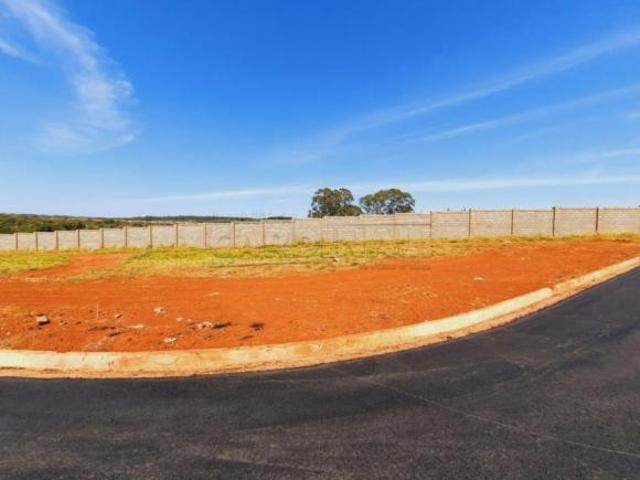 Terreno para venda em Recanto Do Sabiá de 538.00m²