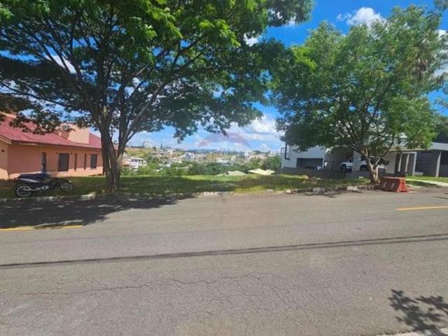 Terreno para venda em Residencial Dos Lagos de 954.00m²