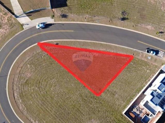 Terreno para venda em Residencial Flor D Aldeia de 437.00m²