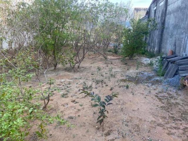 Terreno para venda em Residencial Mombaça I de 300.00m²