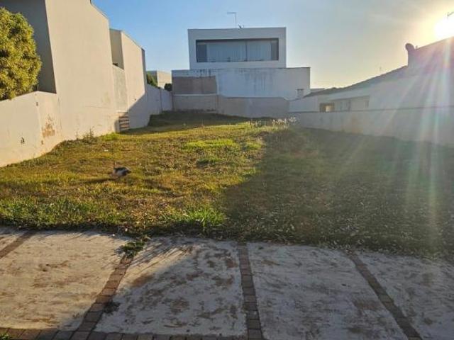 Terreno para venda em Residencial Portinari de 360.00m²