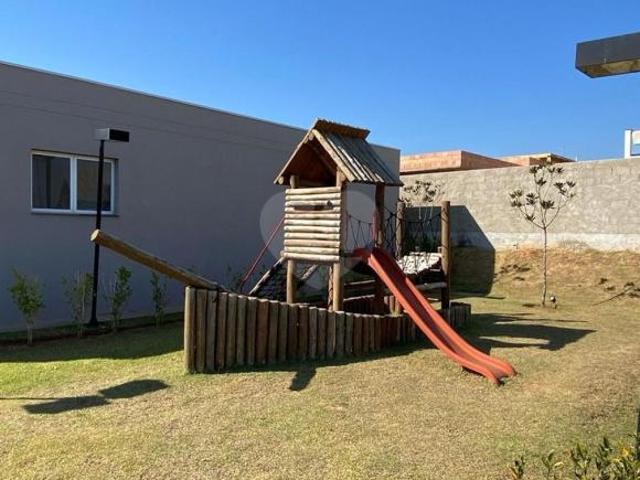Terreno para venda em Residencial Pecan de 360.00m² com 3 Quartos, 3 Suites e 2 Garagens