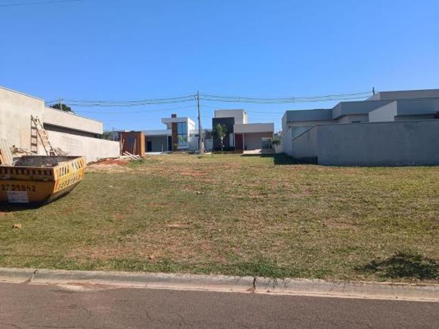 Terreno para venda em Residencial Valência Ii de 295.00m²