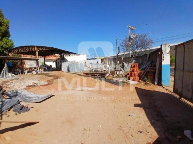Terreno para venda em Tubalina, Uberlândia
