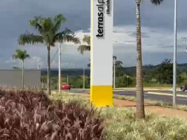 Terreno para Venda em Uberlândia/MG 0 Dorm. 0 m2 Área Útil