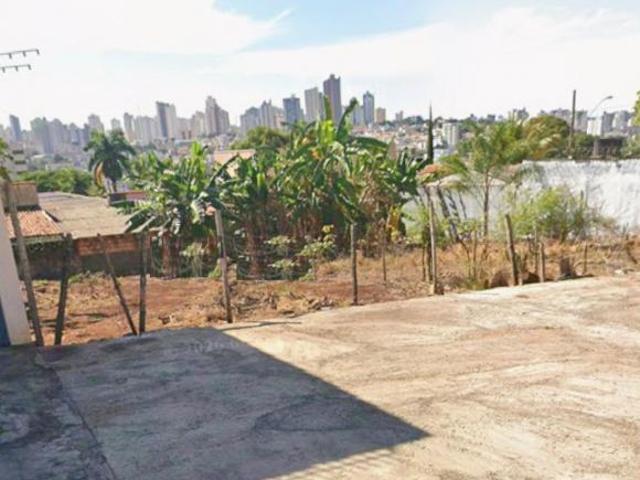 Terreno para Venda em Uberlândia/MG 0 Dorm. 0 m2 Área Útil
