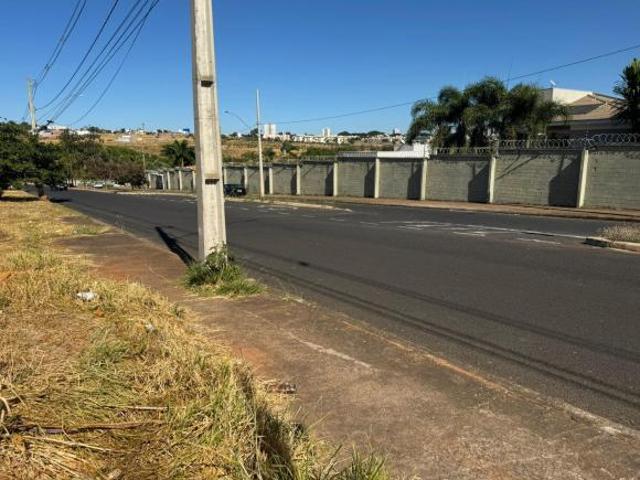 Terreno para Venda em Uberlândia/MG 0 Dorm. 0 m2 Área Útil