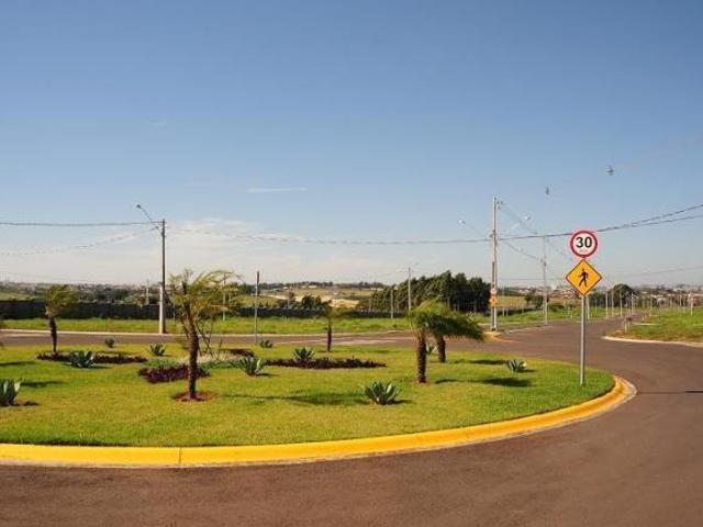 Terreno para venda em Valência 2 de 339.00m²