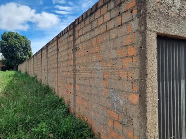 Terreno para venda em Vila Xavier de 1076.00m²