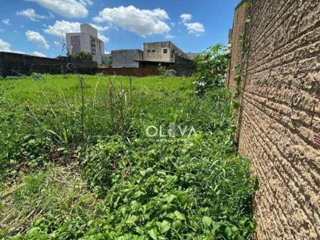 Terreno para venda em Vila Angélica de 330.00m²