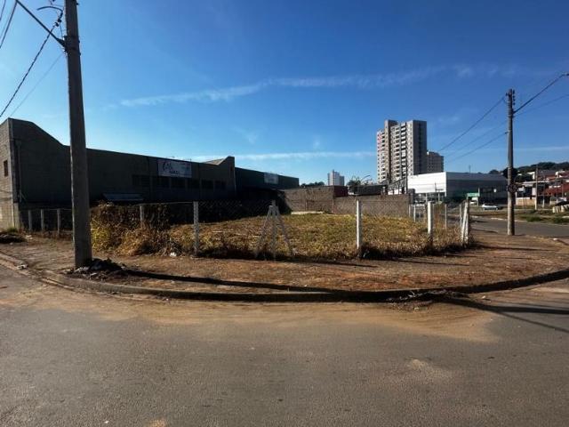 Terreno para venda em Vila Faustina Ii em Valinhos São Paulo de 675.00m²