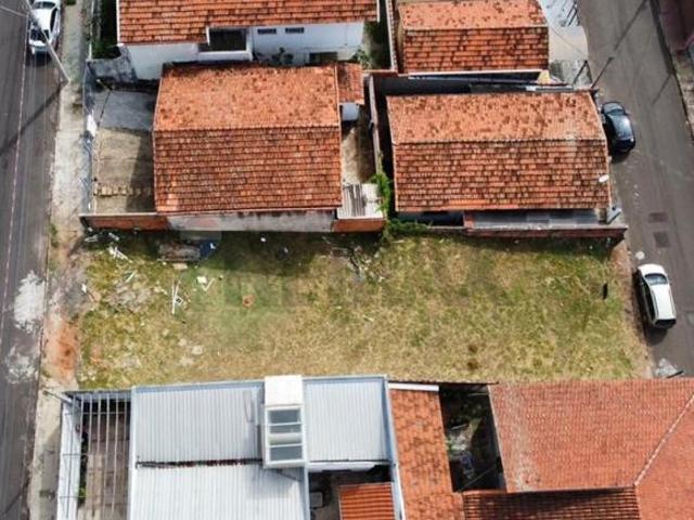 Terreno para venda em Vila Padovan de 323.00m²