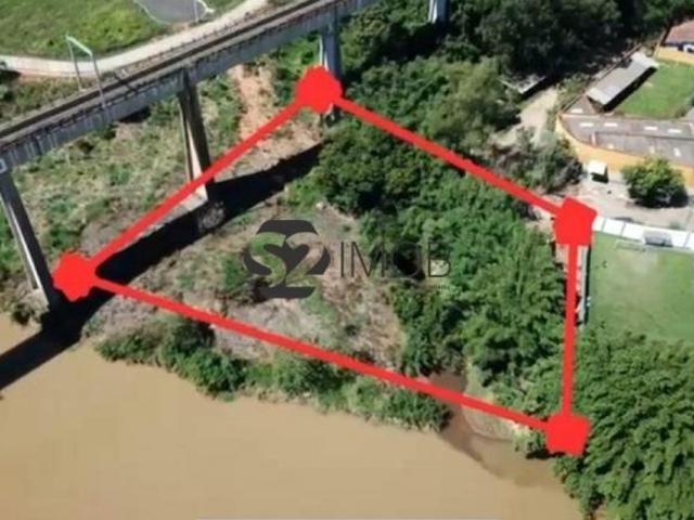 Terreno para venda em Vila Paraíso de 2626.26m²
