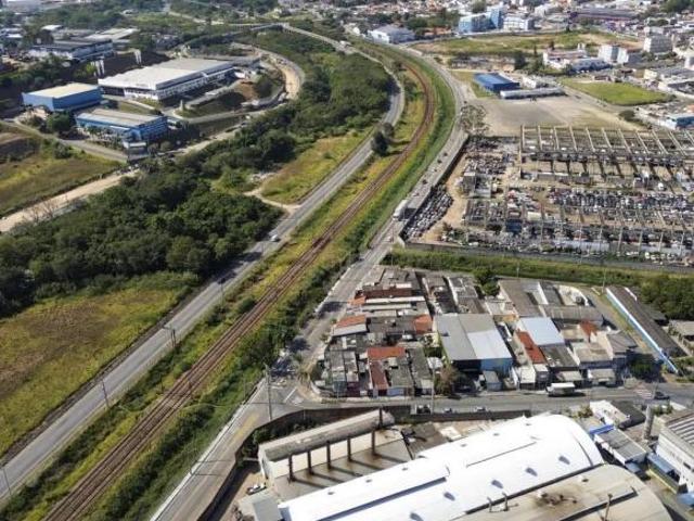 Terreno para venda em Vila Santa Terezinha de 3500.00m²