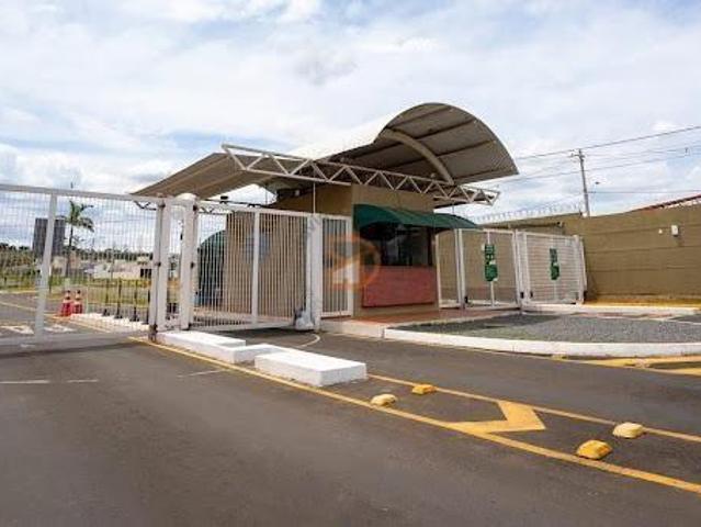 Terreno para venda em Vila Santa Luzia de 200.00m²