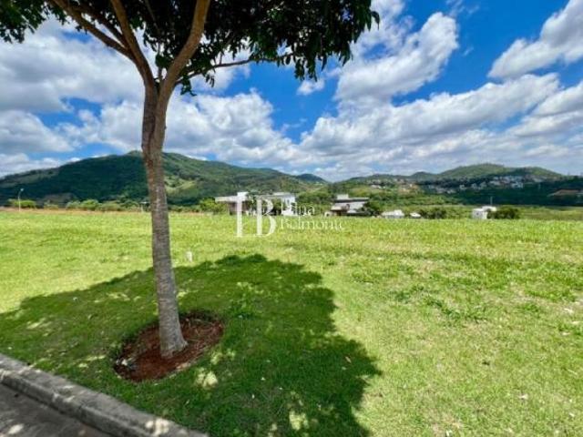 Terreno para venda no Alphaville 1 Jundiaí 456 m² em Declive com Projeto Aprovado