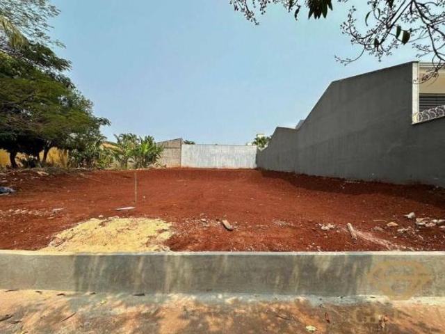 Terreno para venda no Parque Residencial Alcântara em Londrina
