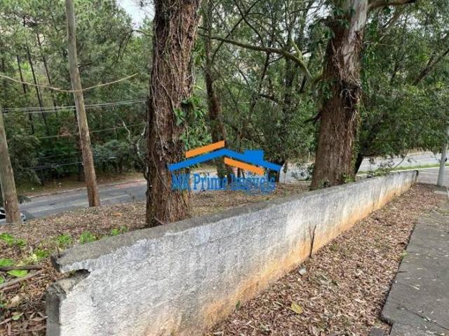 Terreno Parque dos Príncipes 800 Metros Esquina