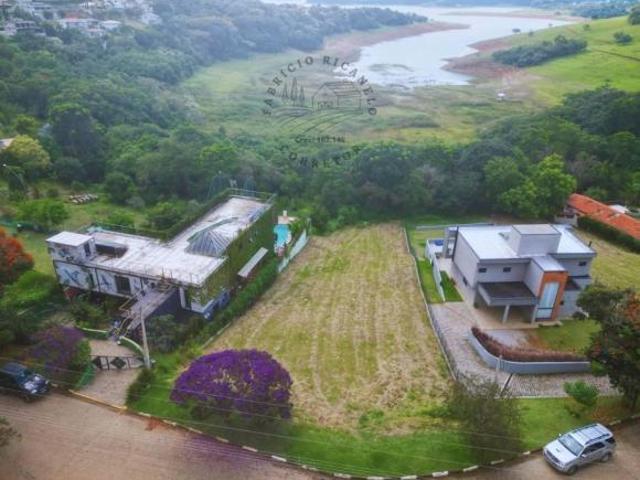 Terreno pé na água à venda no condomínio Riviera do Jaguari em Piracaia SP