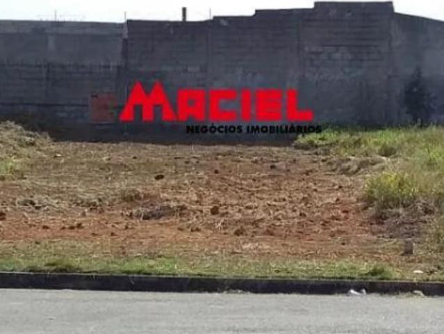 Terreno Plano na Parte Alta do Residencial Dunamis com Vista Privilegiada