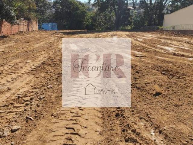 Terreno plano na Zona Oeste
